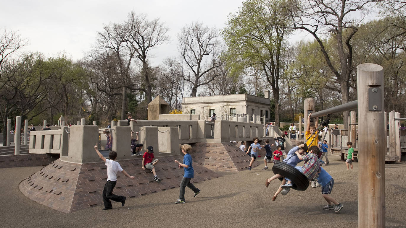 50 Best Playgrounds in NYC for Epic, Kid-Centric Playtime