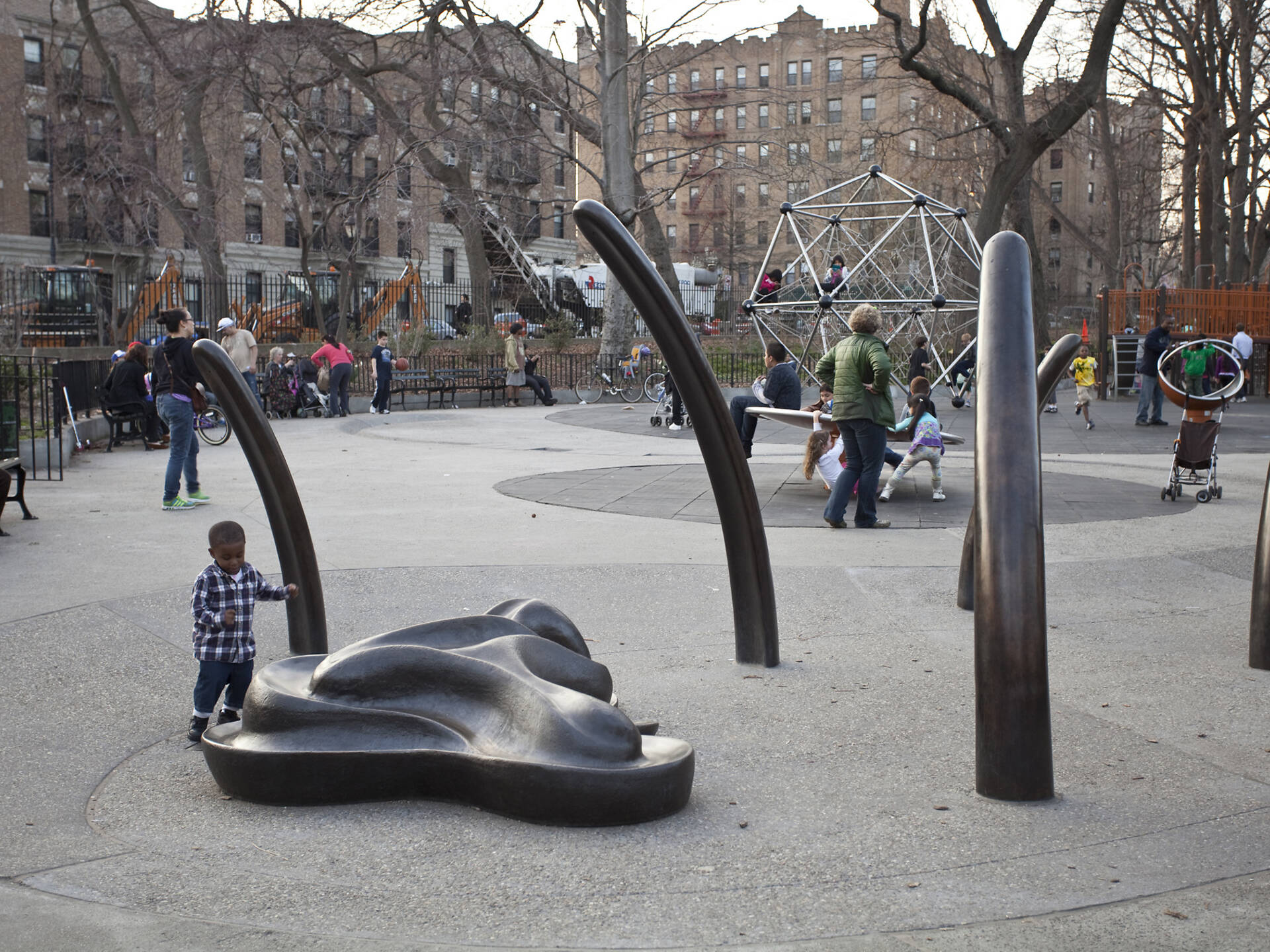 50 Best Playgrounds in NYC for Epic, Kid-Centric Playtime