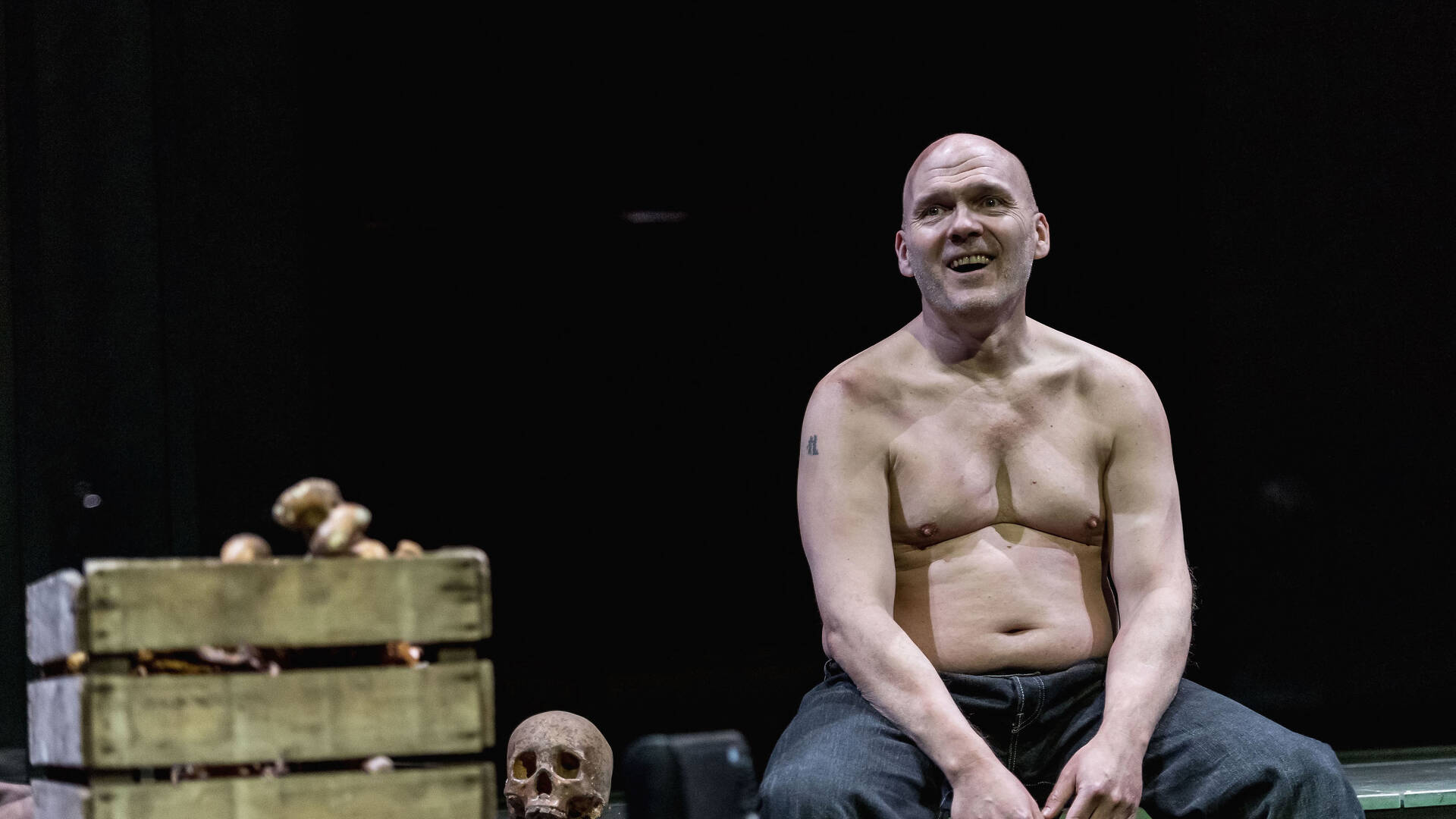 There's one last chance to see Andrew Scott in Hamlet: it's screening ...