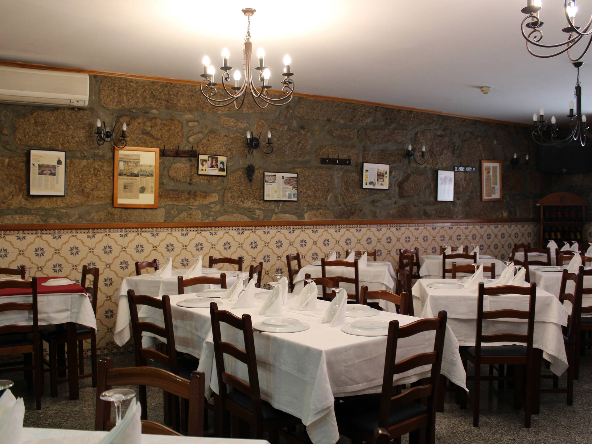 13 Best Traditional Restaurants in Porto, Picked By Our Critics