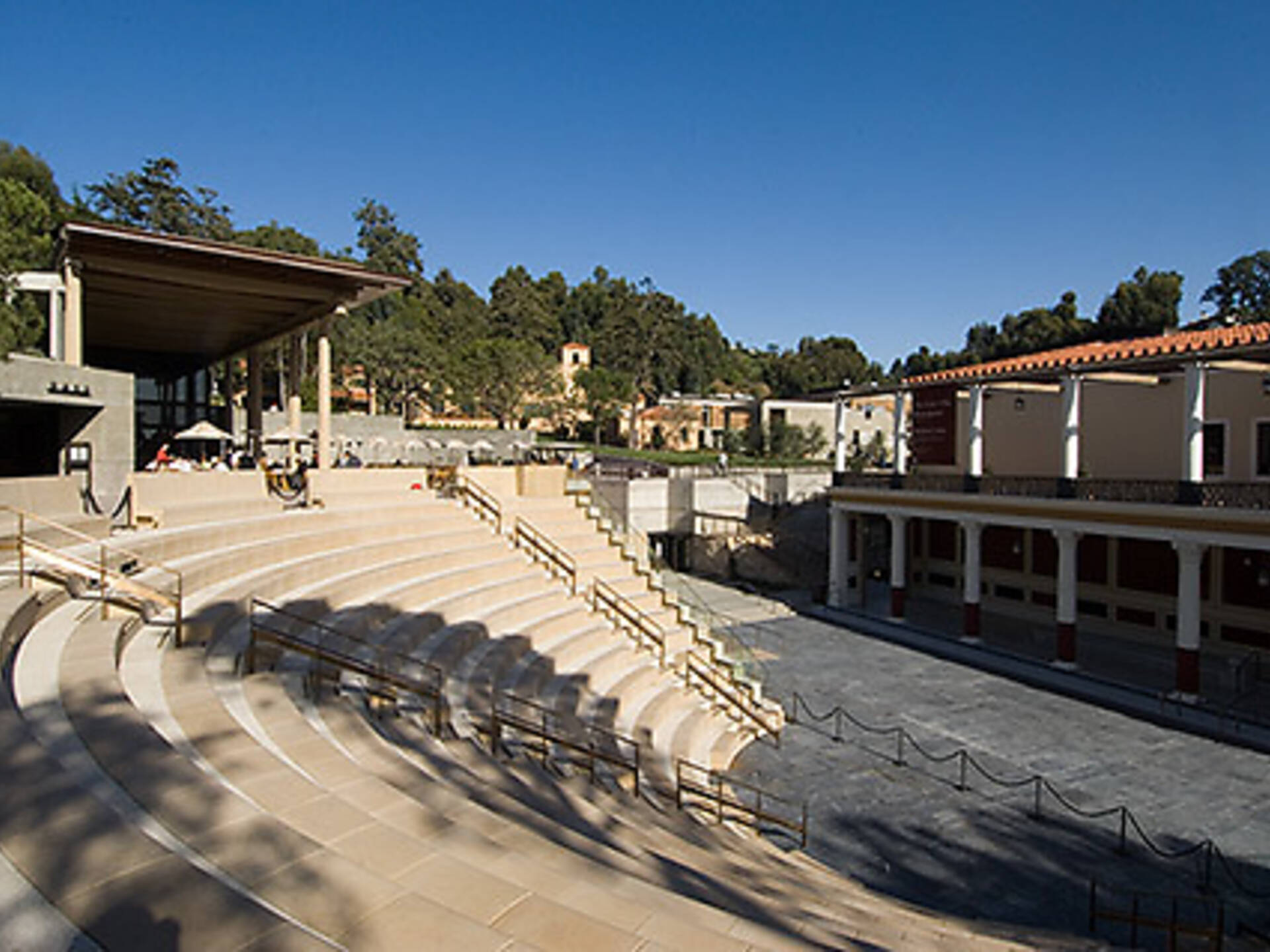 Best outdoor theater options in Los Angeles