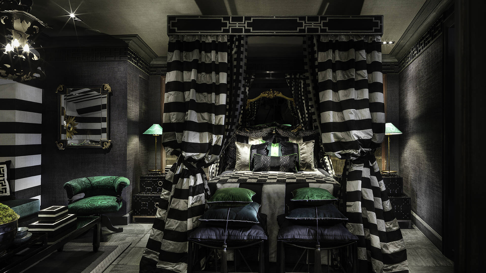 Jim Thompson (Main Store) | Shopping in Surawong, Bangkok