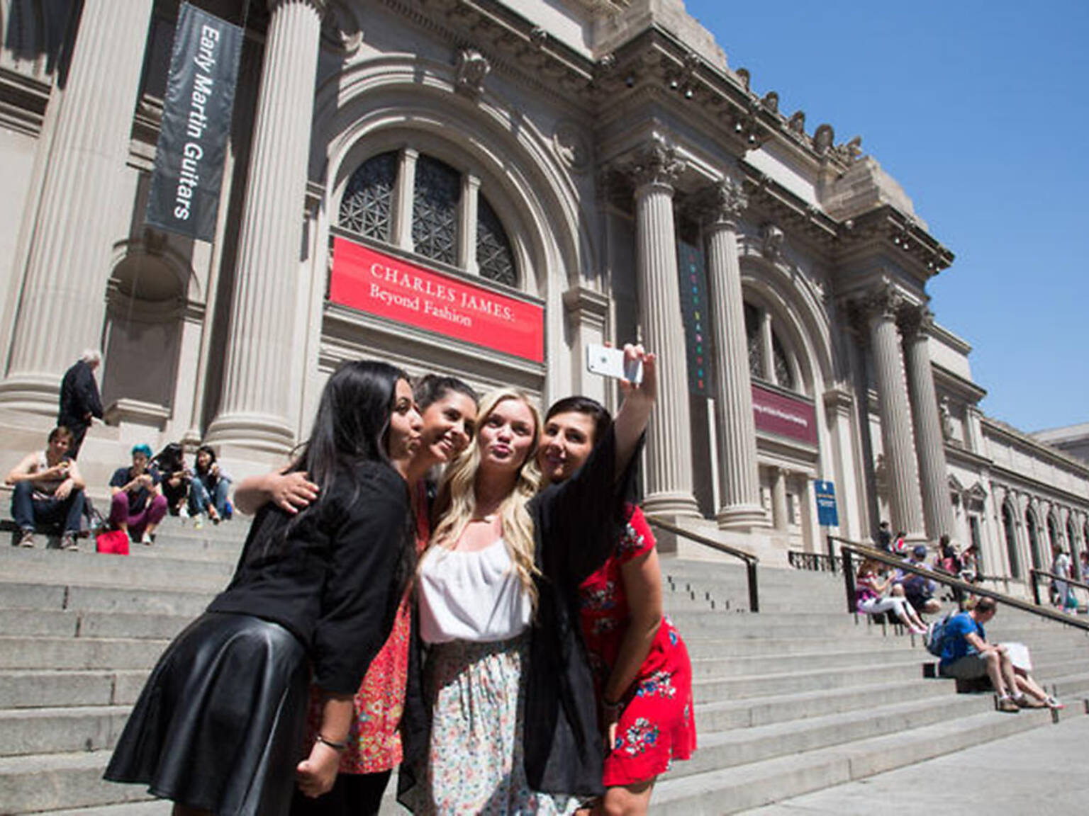 Best TV and movie tours in NYC including Friends and Seinfeld