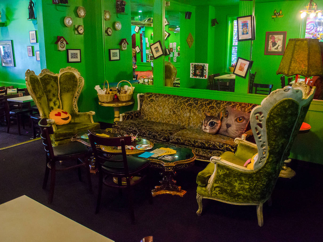 10 Best Bars in Philadelphia for Craft Cocktails and Cold Beer and Wine