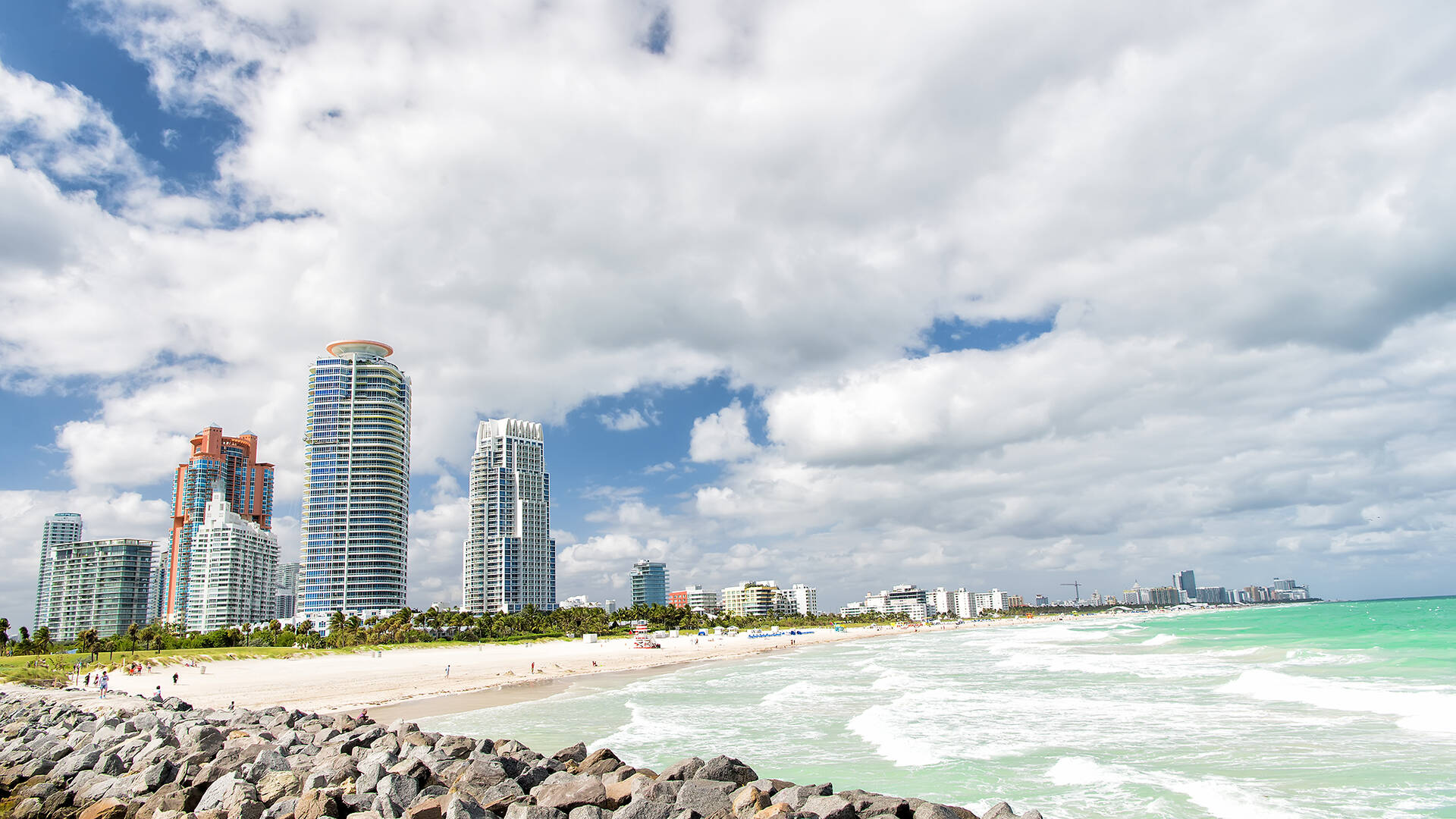 15 Best Beaches in Miami for White Sand, Aquamarine Surf and Amazing Vibes