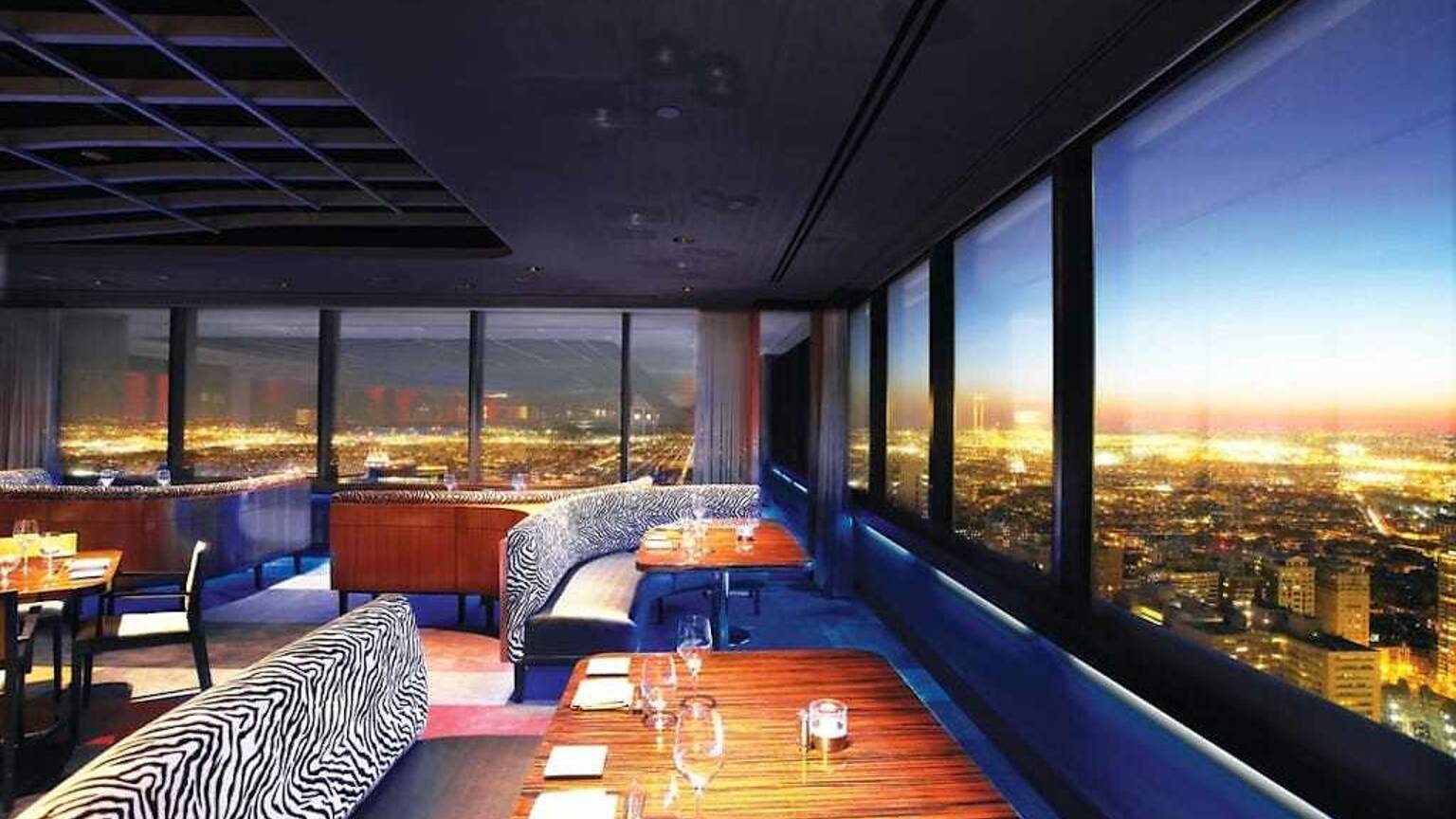 16 Best Rooftop Bars in Philadelphia to Visit This Summer