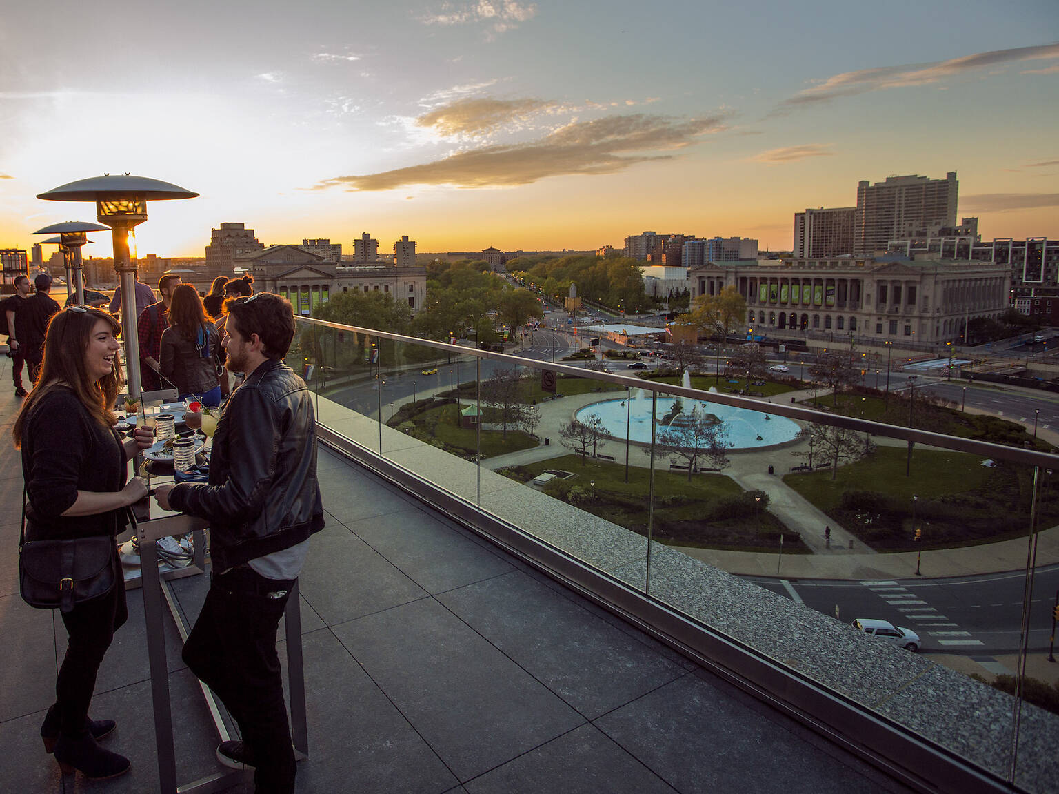 16 Best Rooftop Bars in Philadelphia to Visit This Summer
