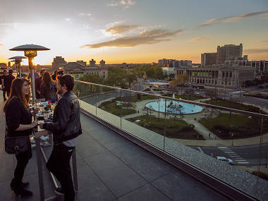 16 Best Rooftop Bars in Philadelphia to Visit This Summer