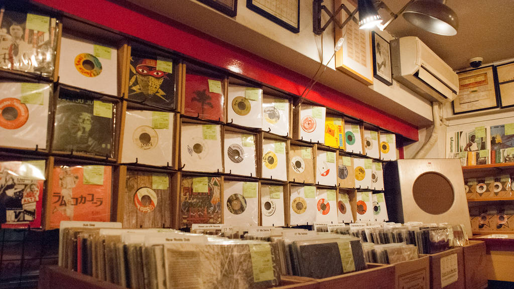 Dub Store | Shopping in Nishi-Shinjuku, Tokyo