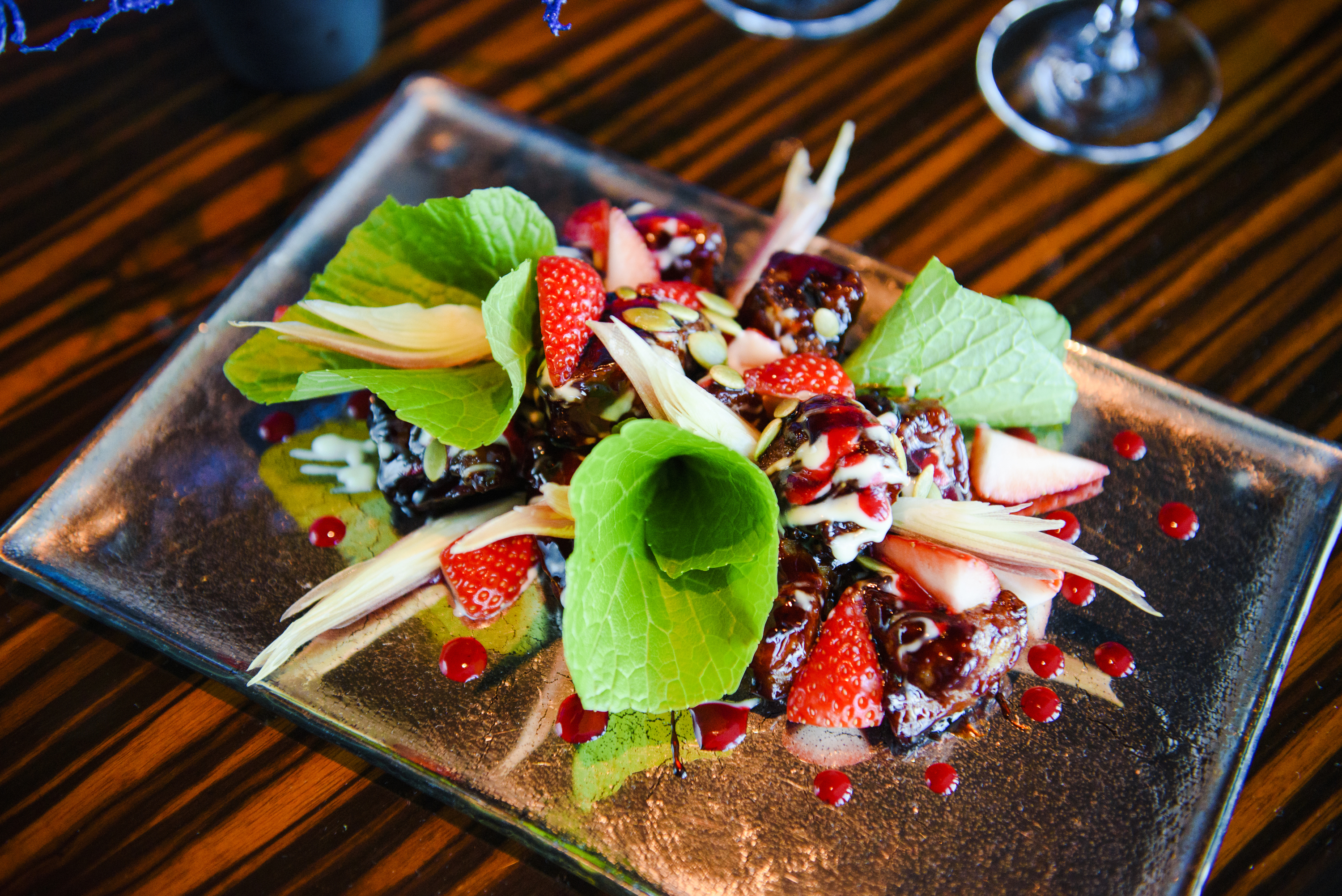 China Blue | Restaurants in Shiodome, Tokyo