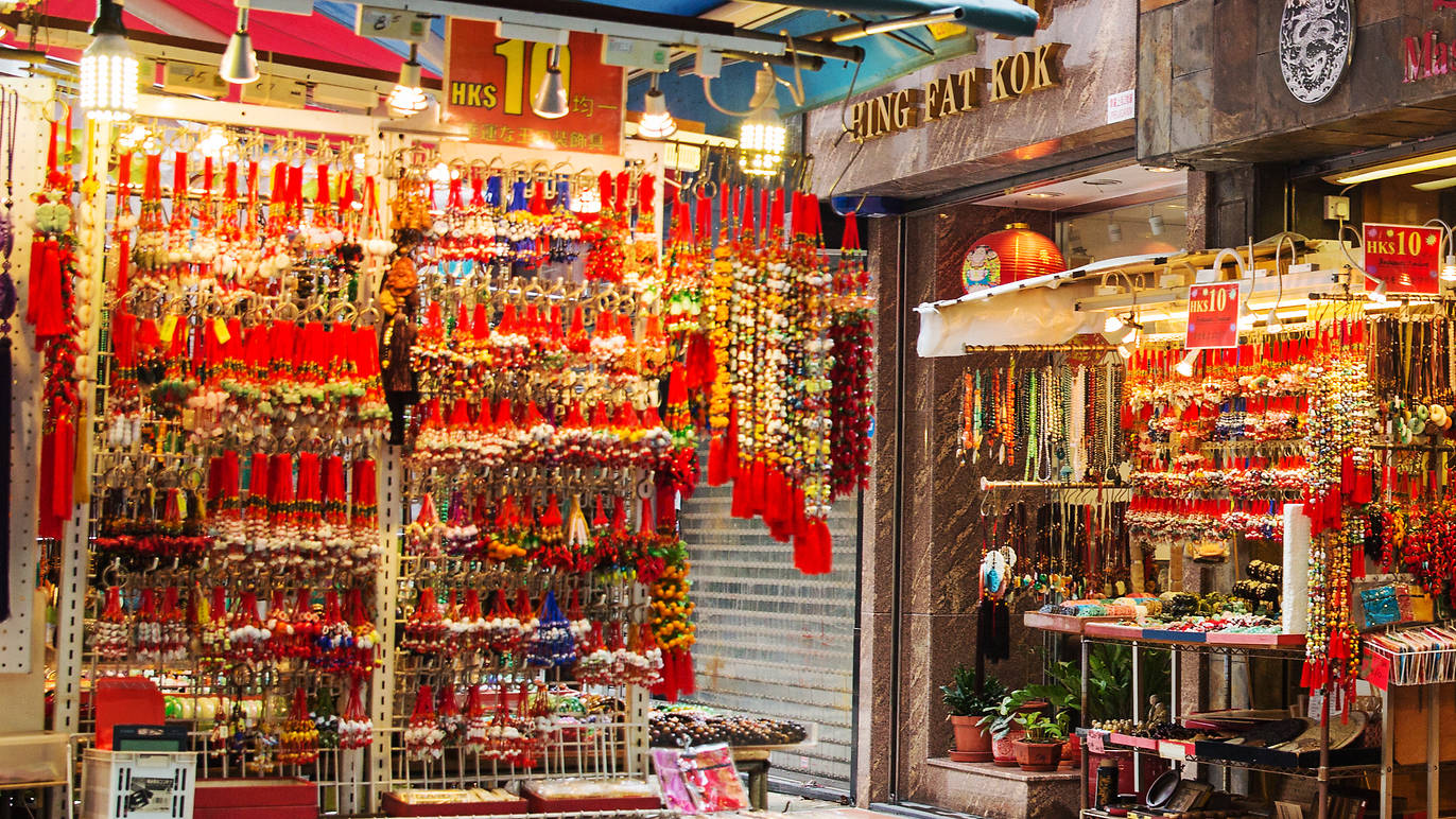 Upper Lascar Row | Attractions in Sheung Wan, Hong Kong