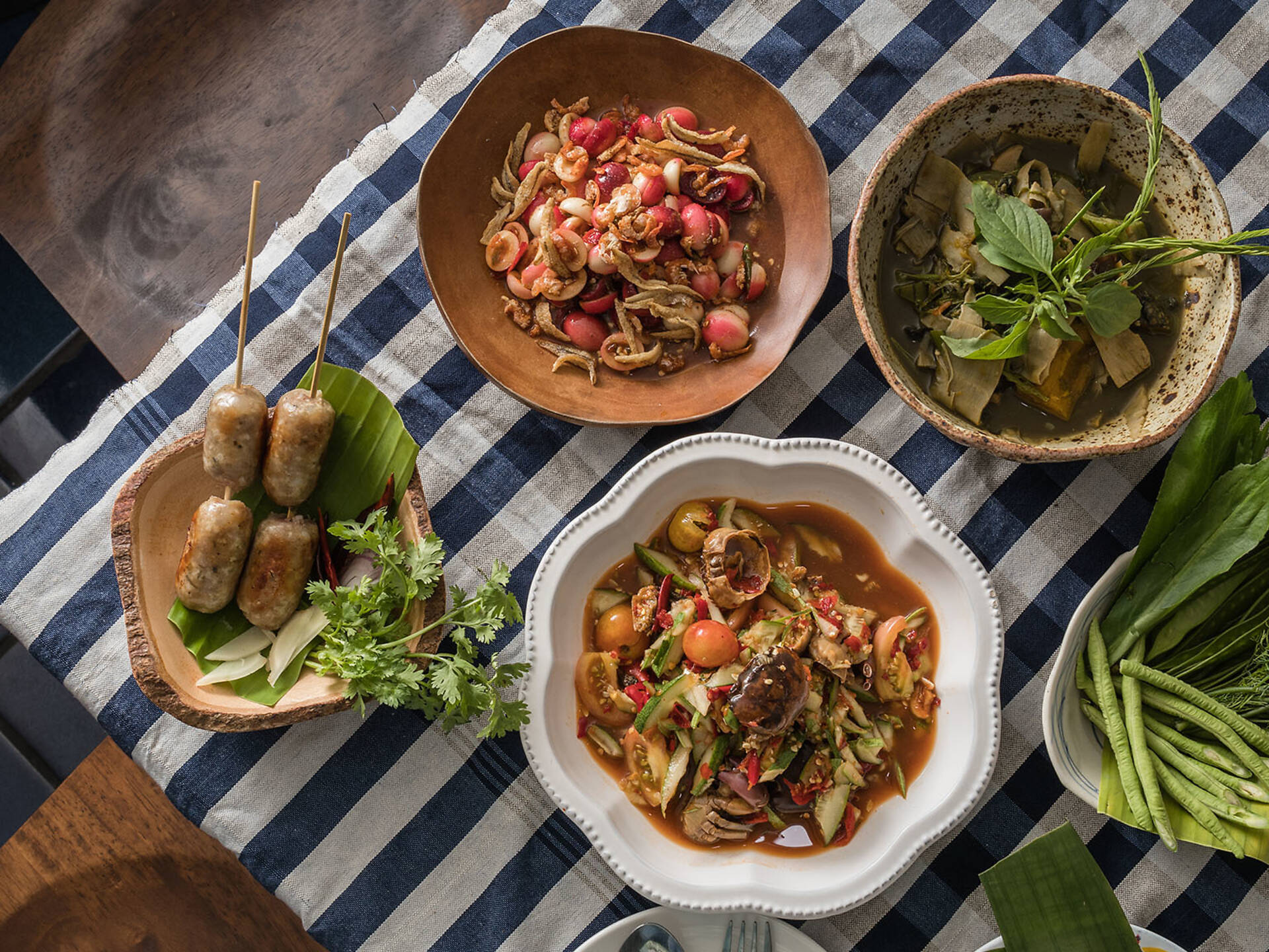 The best restaurants and cafes in Ari