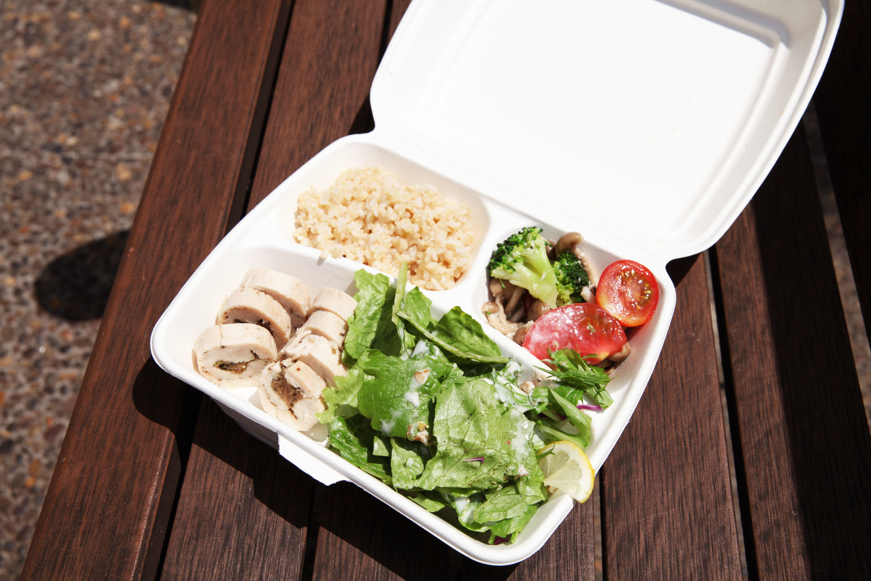 Chicken Works Shirokane | Restaurants in Hiroo, Tokyo