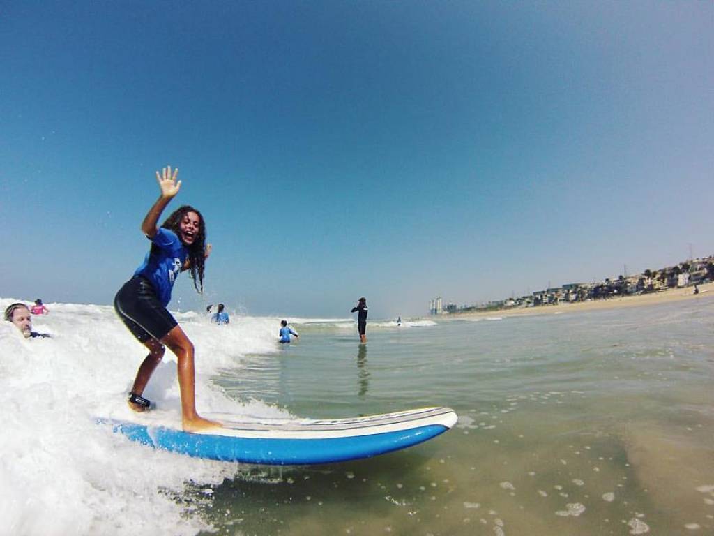 Surf Lessons in Los Angeles for the Novice or Experienced Surfer