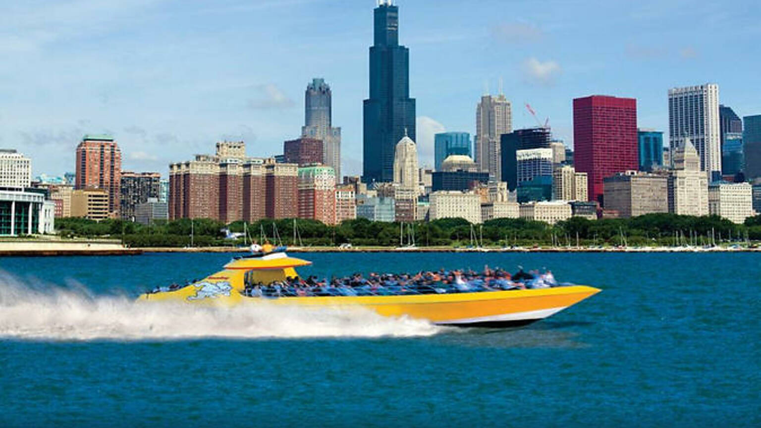 14 Best Boat Tours in Chicago for 2025