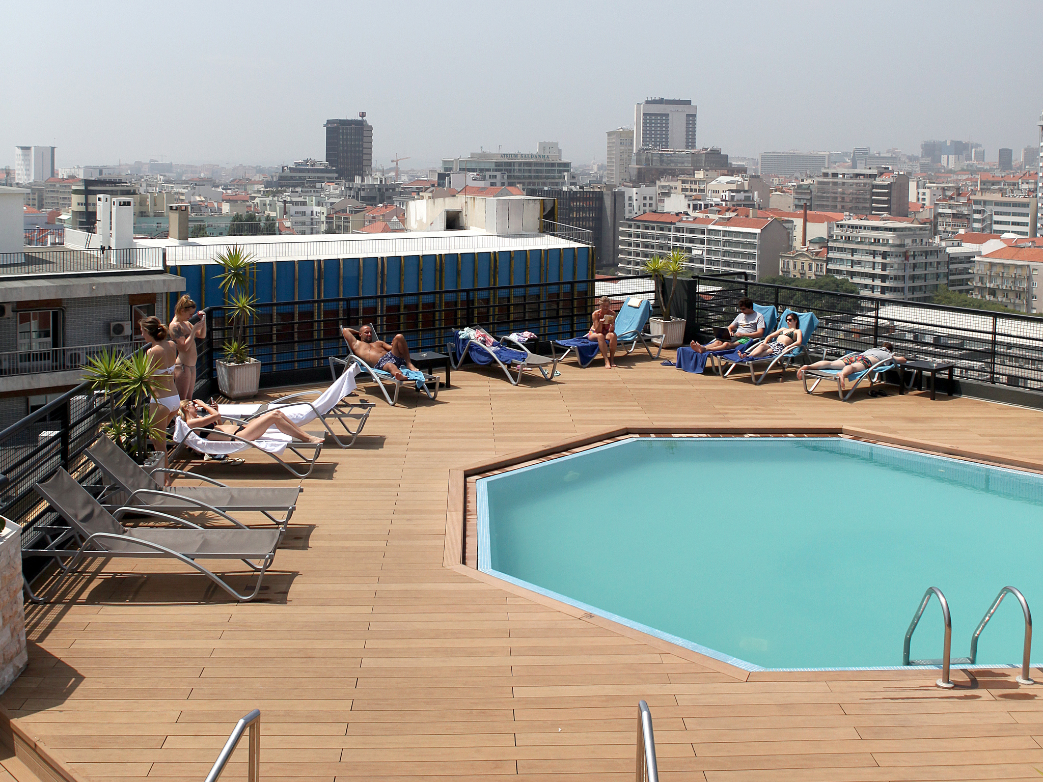 11 hotéis com piscina em Lisboa