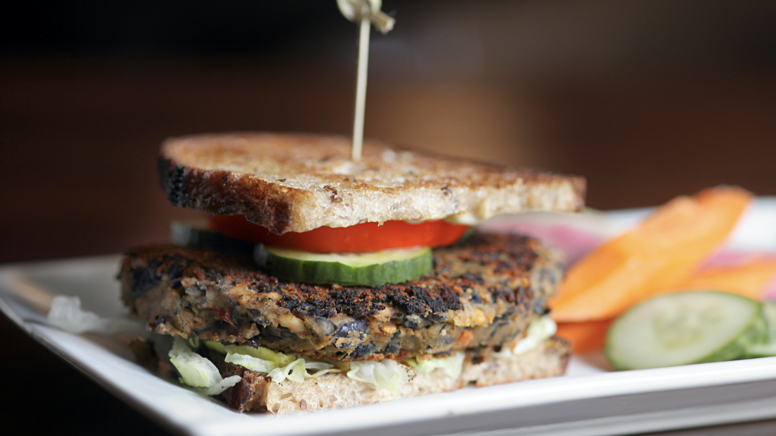 Best veggie burgers in Los Angeles restaurants