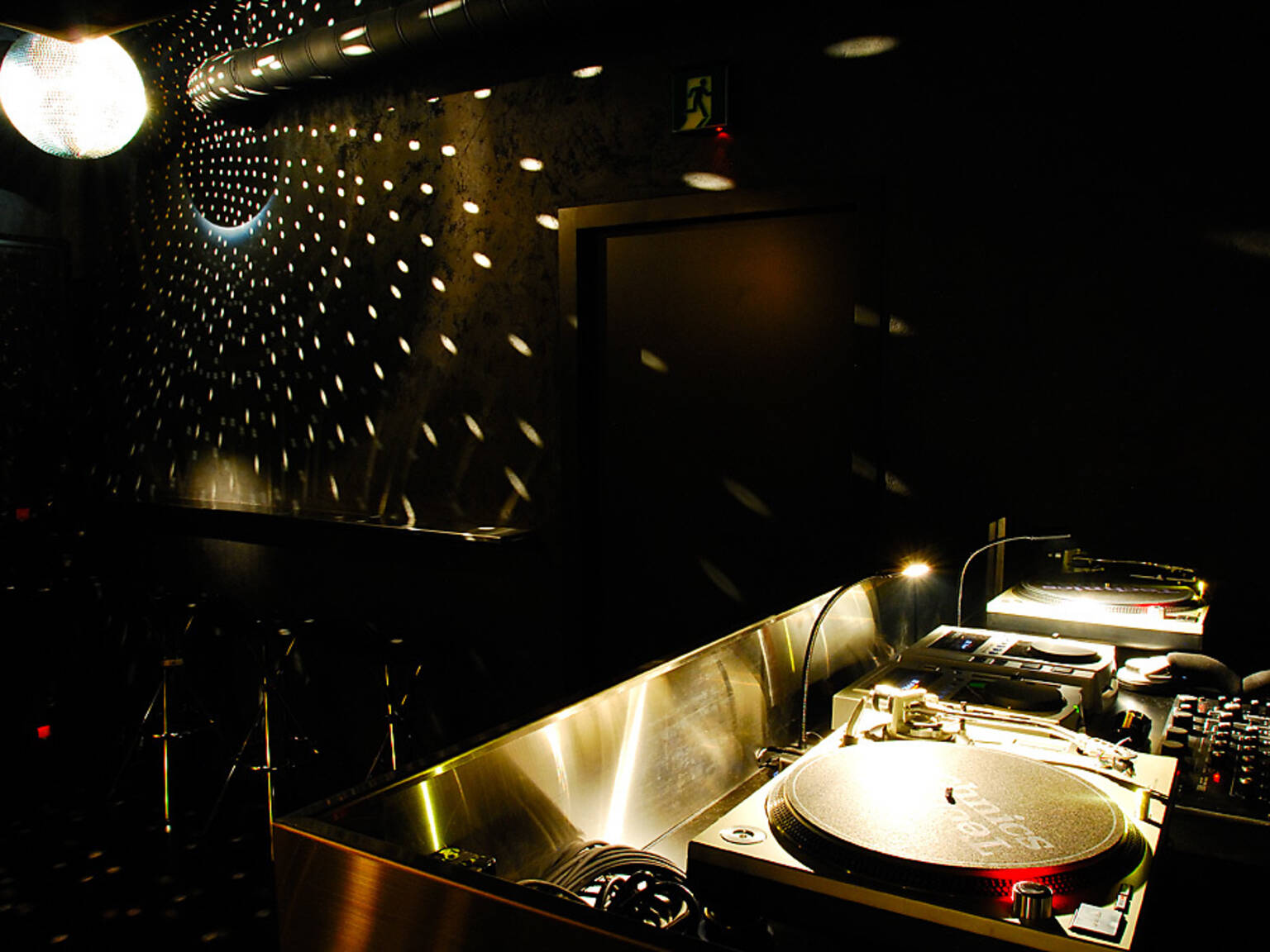 8 best nighttime things to do in Shibuya: bars, clubs and shops