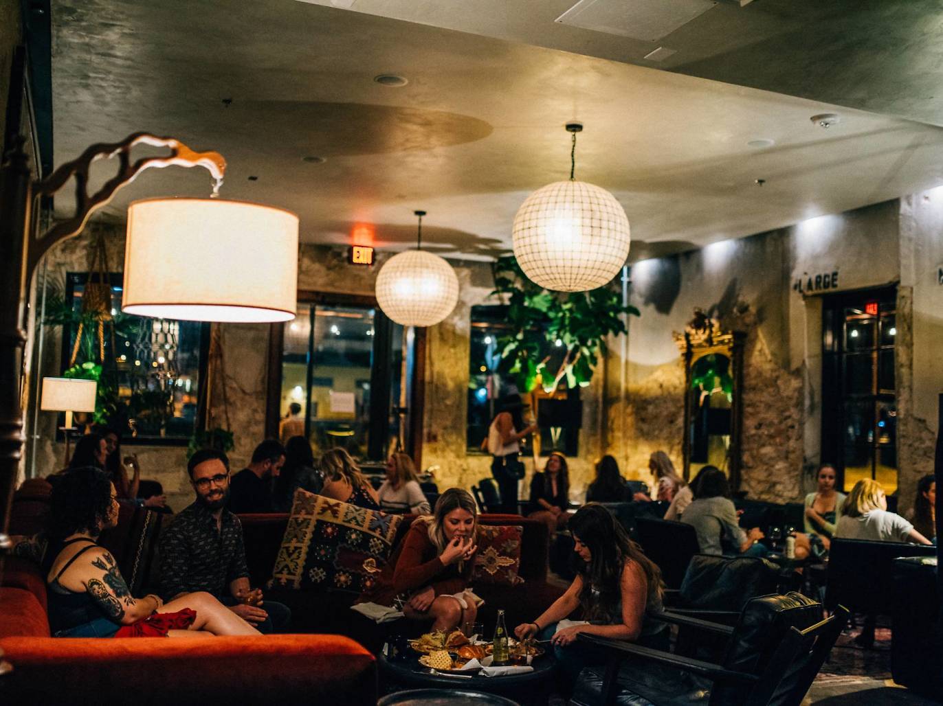 11 Best Austin Bars for Singles to Sip and Mingle