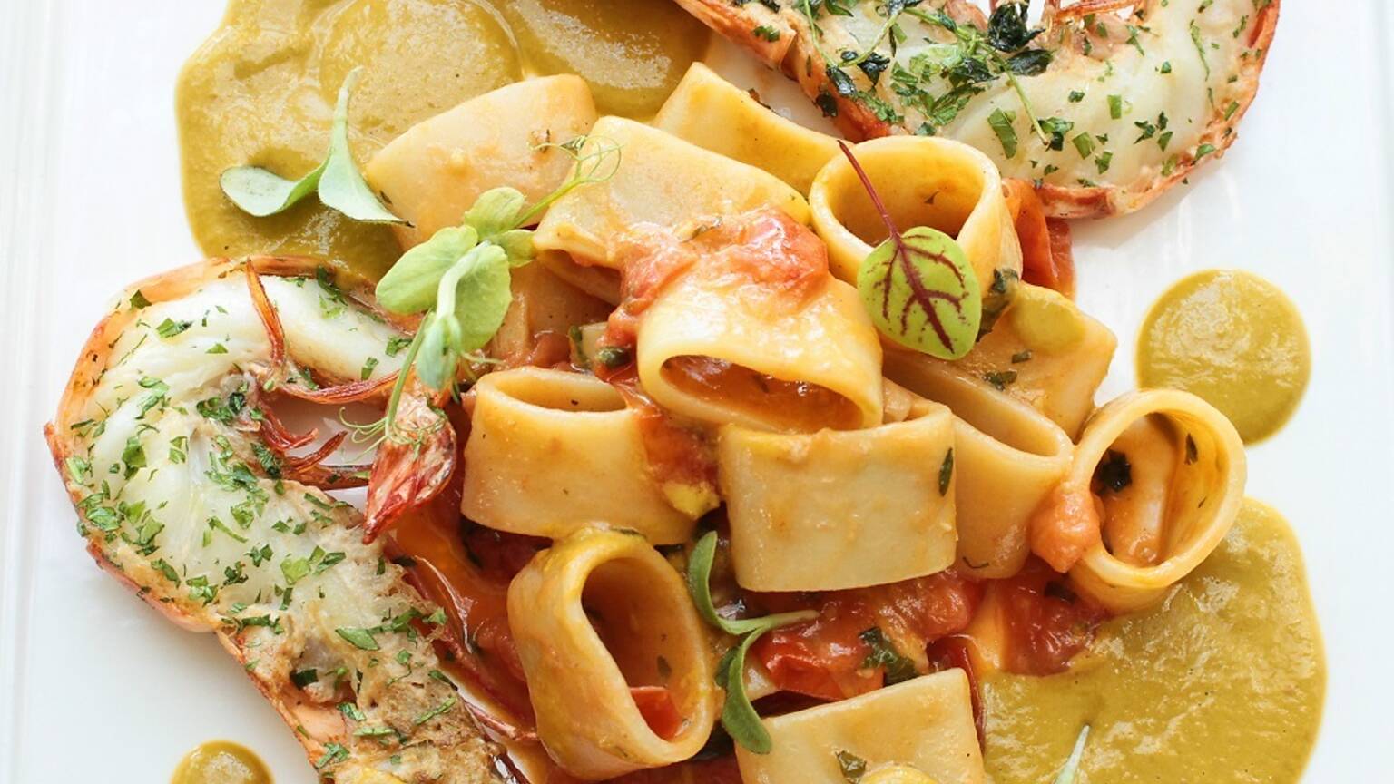 The best restaurants in Raffles Place for business lunches