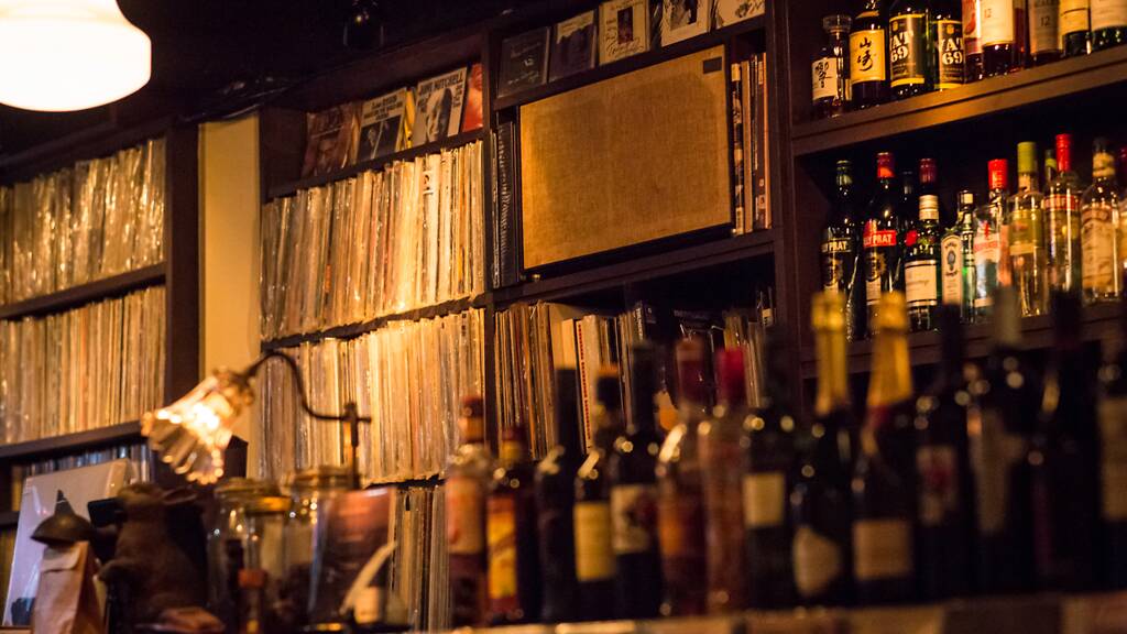 8 best listening bars in Tokyo for vinyl music