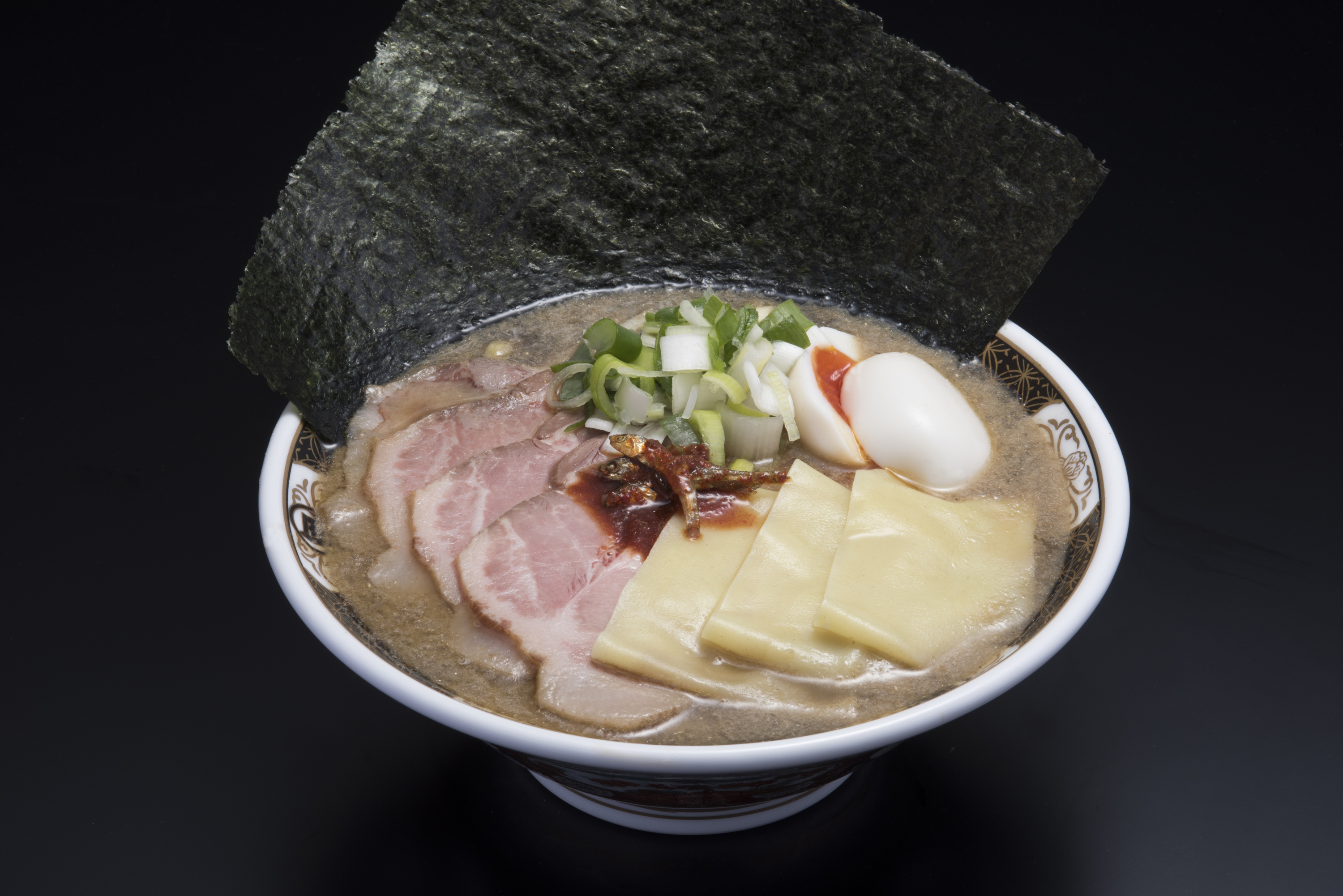 Sugoi Niboshi Ramen Nagi Shinjuku Golden Gai | Restaurants in Shinjuku ...