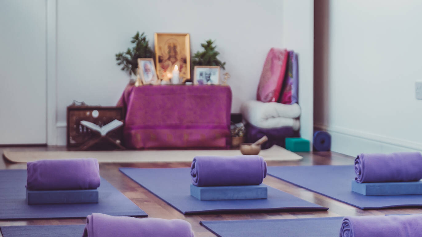 Best Yoga Classes in London | 17 Yoga Studios For Chilling Out
