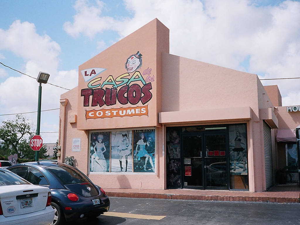 9 Best Costumes Stores in the USA for All Your Halloween Needs