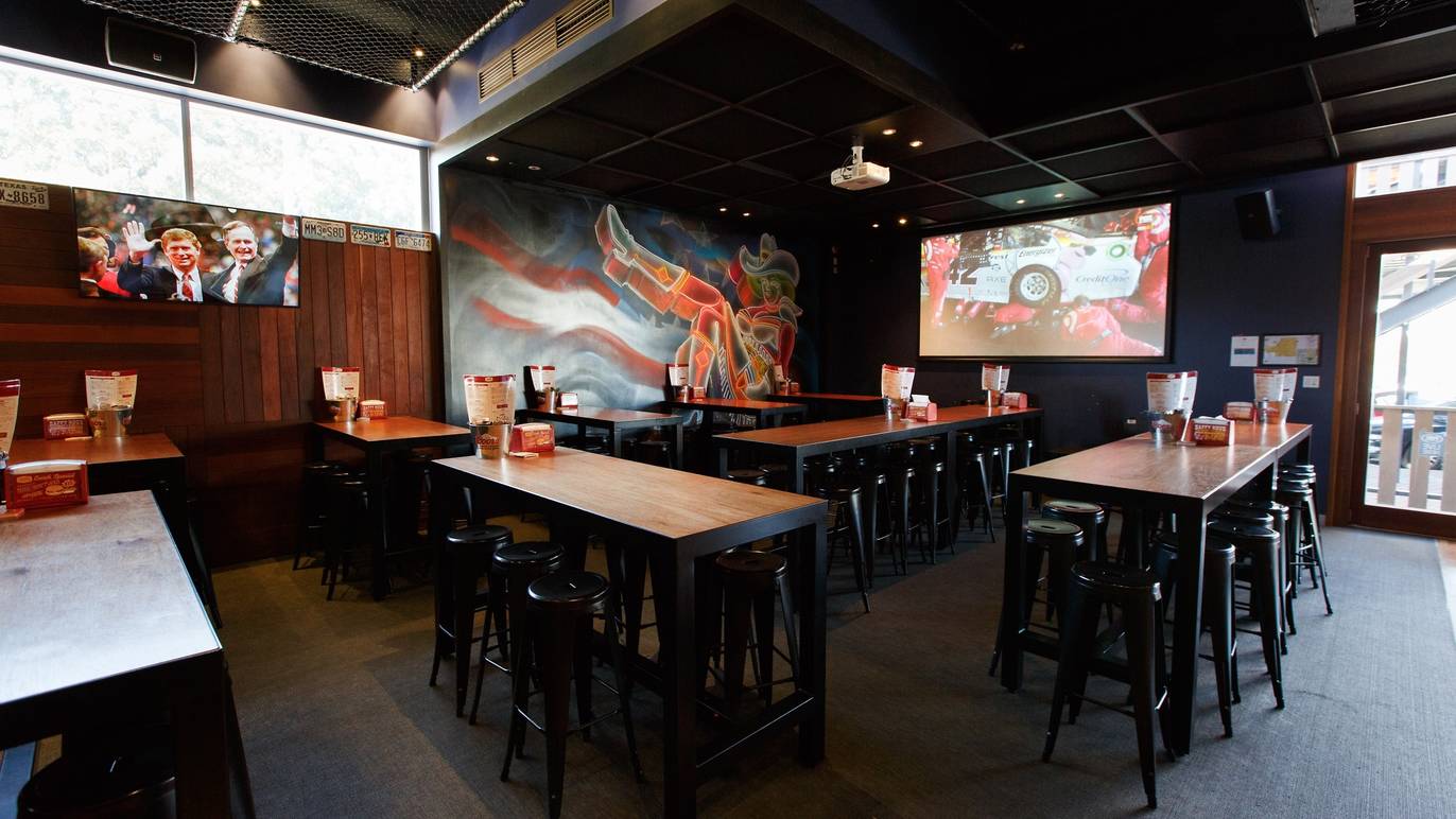 Varsity Bar Waterford | Restaurants in Waterford, Perth