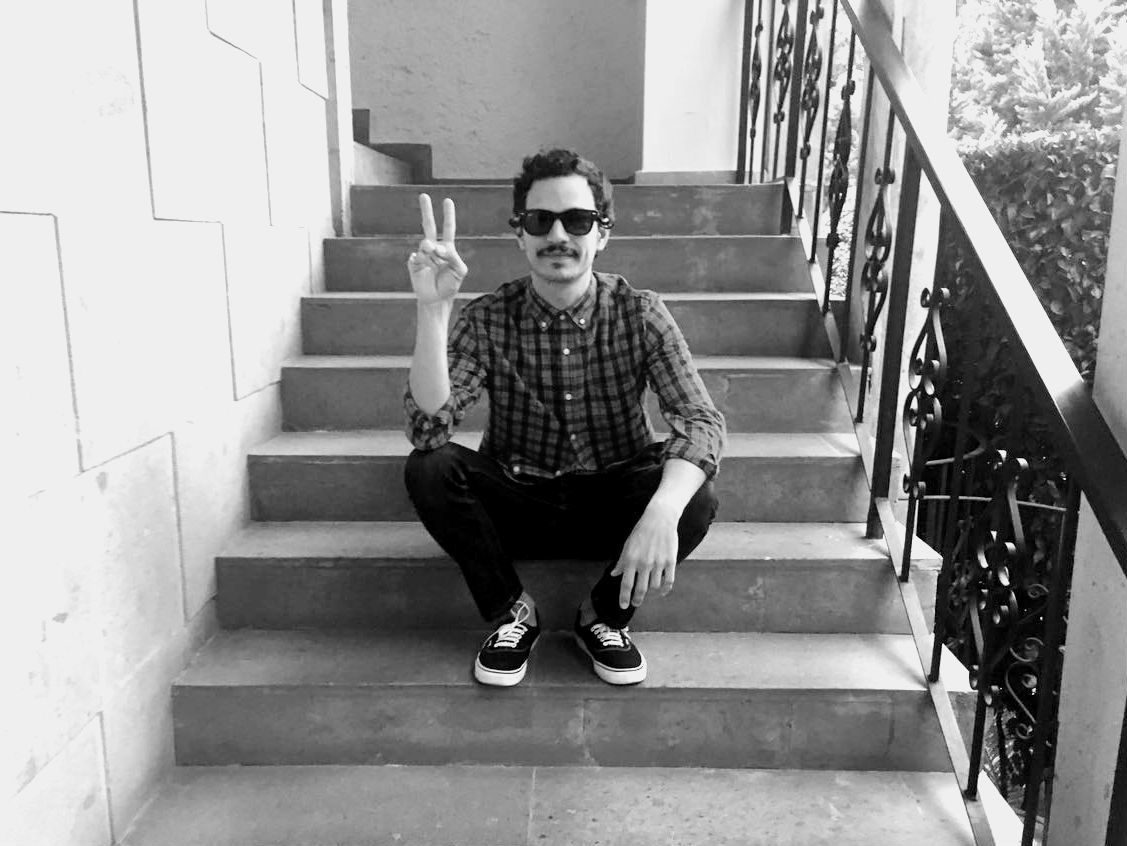 Caloncho nos platica sobre su nuevo disco, Bálsamo