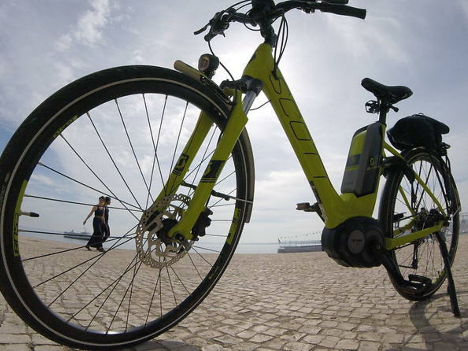 8 Incredible Lisbon Bike Tours | Guided bicycle tours and routes around ...