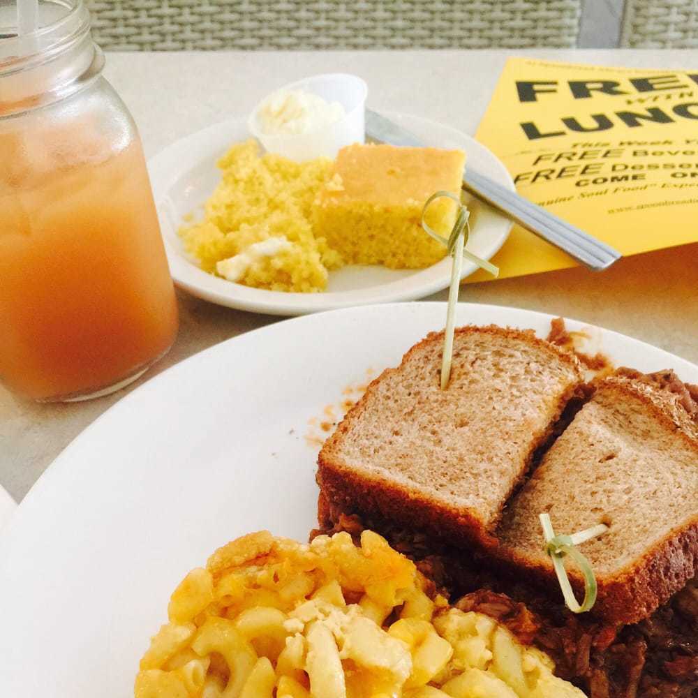 Miss Mamie’s Spoonbread Too | Restaurants in Upper West Side, New York