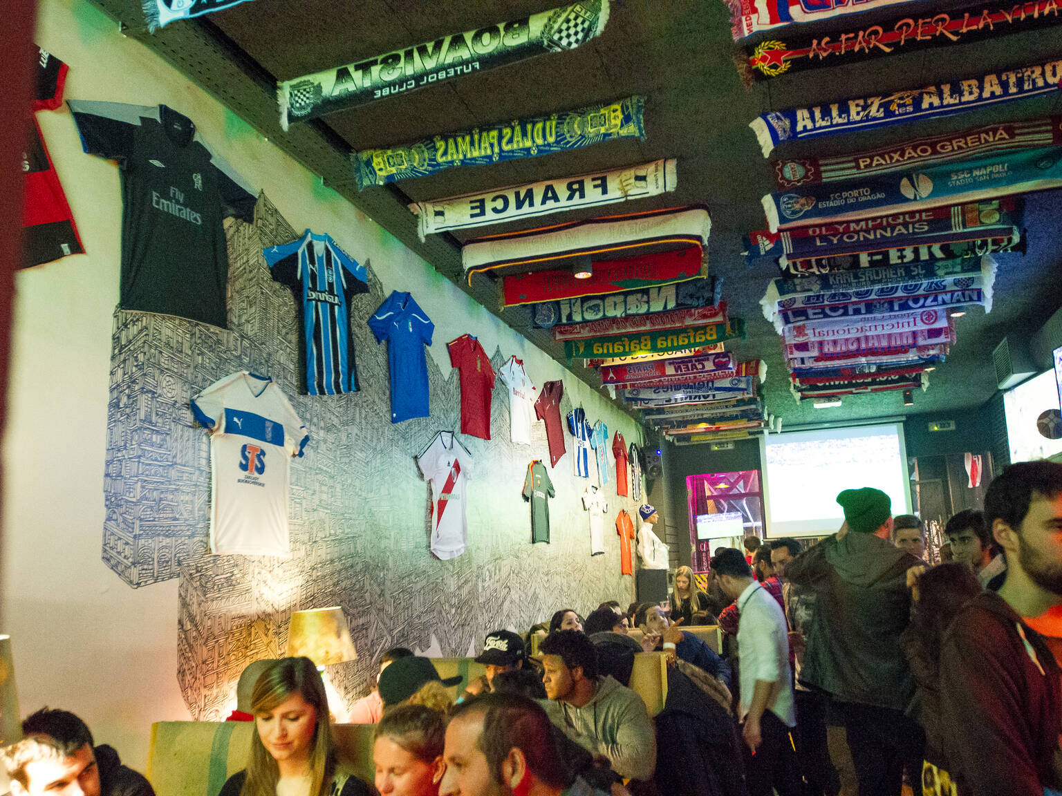 17 Best Bars in Porto Right Now, Picked By Locals