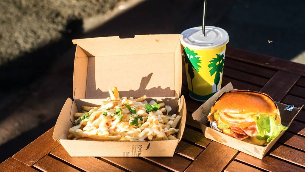 Mister Gee Burger Truck | Restaurants in Circular Quay, Sydney