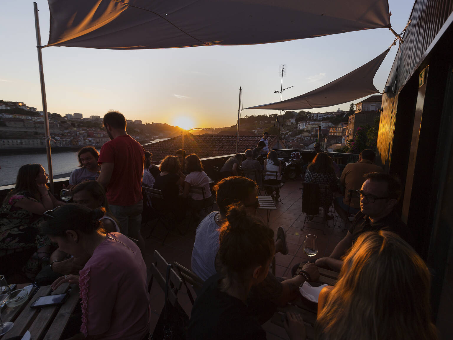 17 Best Bars in Porto Right Now, Picked By Locals