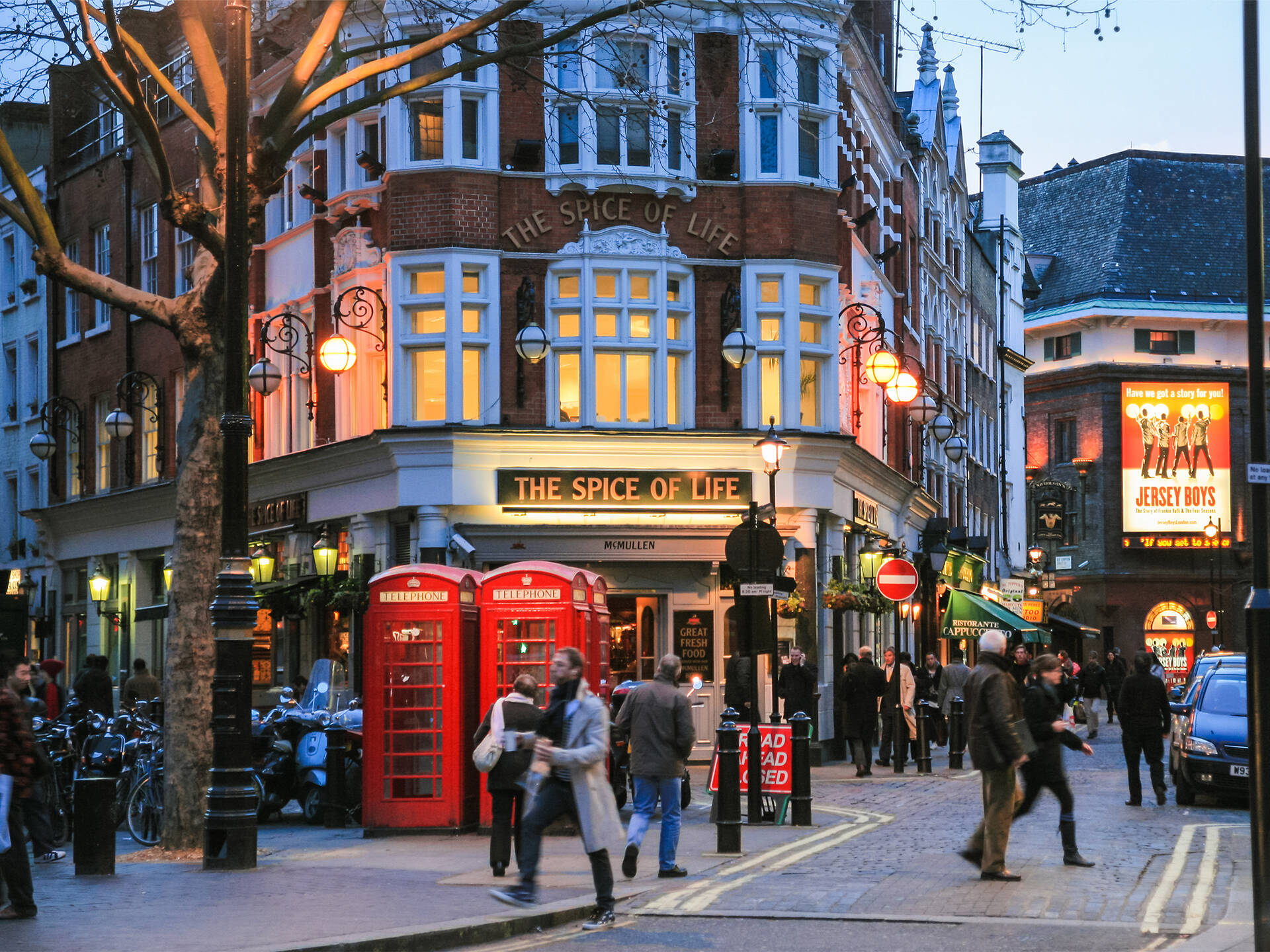 Where To Stay in London: Best Places And Areas To Discover