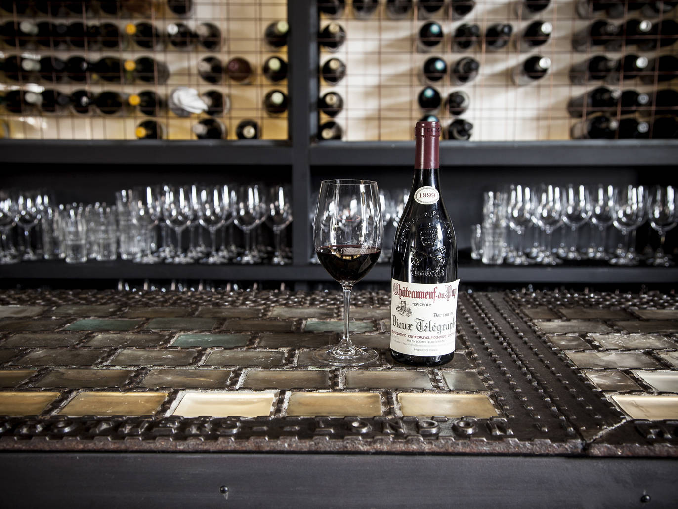 20 Best London Wine Bars | London Bars Made For Wine Lovers