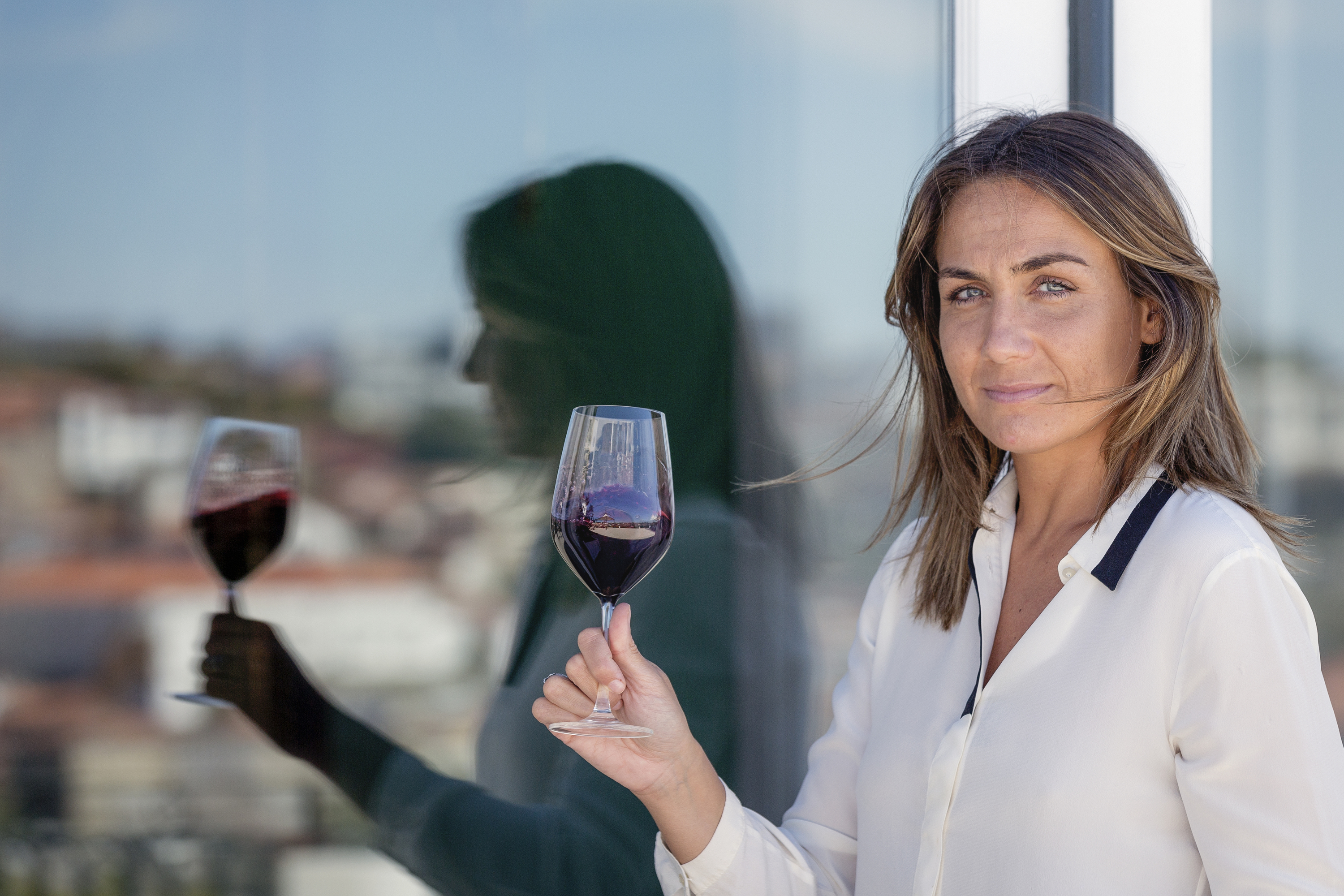 Entrevista a Beatriz Machado, guardiã da colecção de vinhos do Yeatman