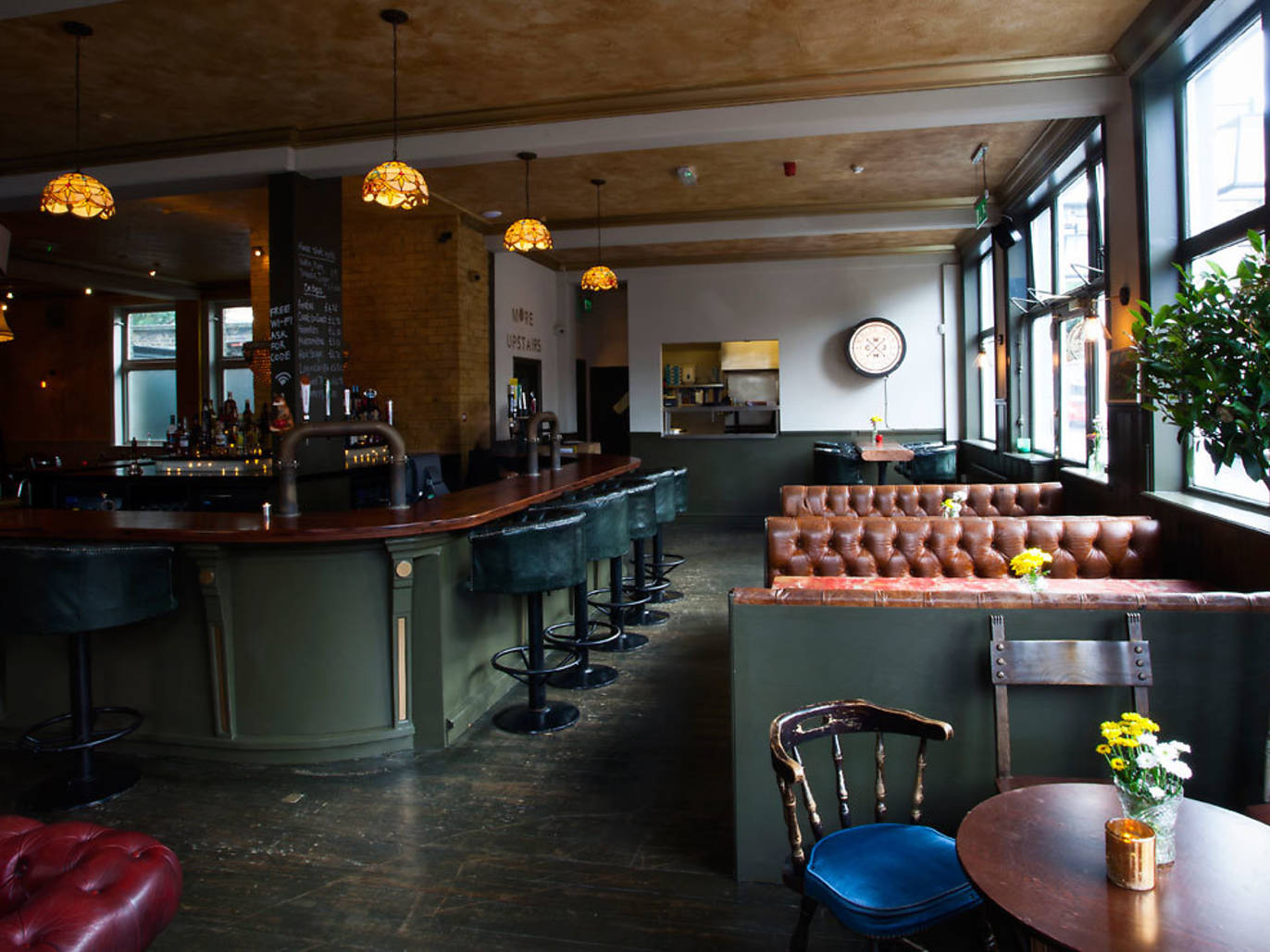 30 Best Late-night Bars, Clubs And Pubs In London For Drinking After ...