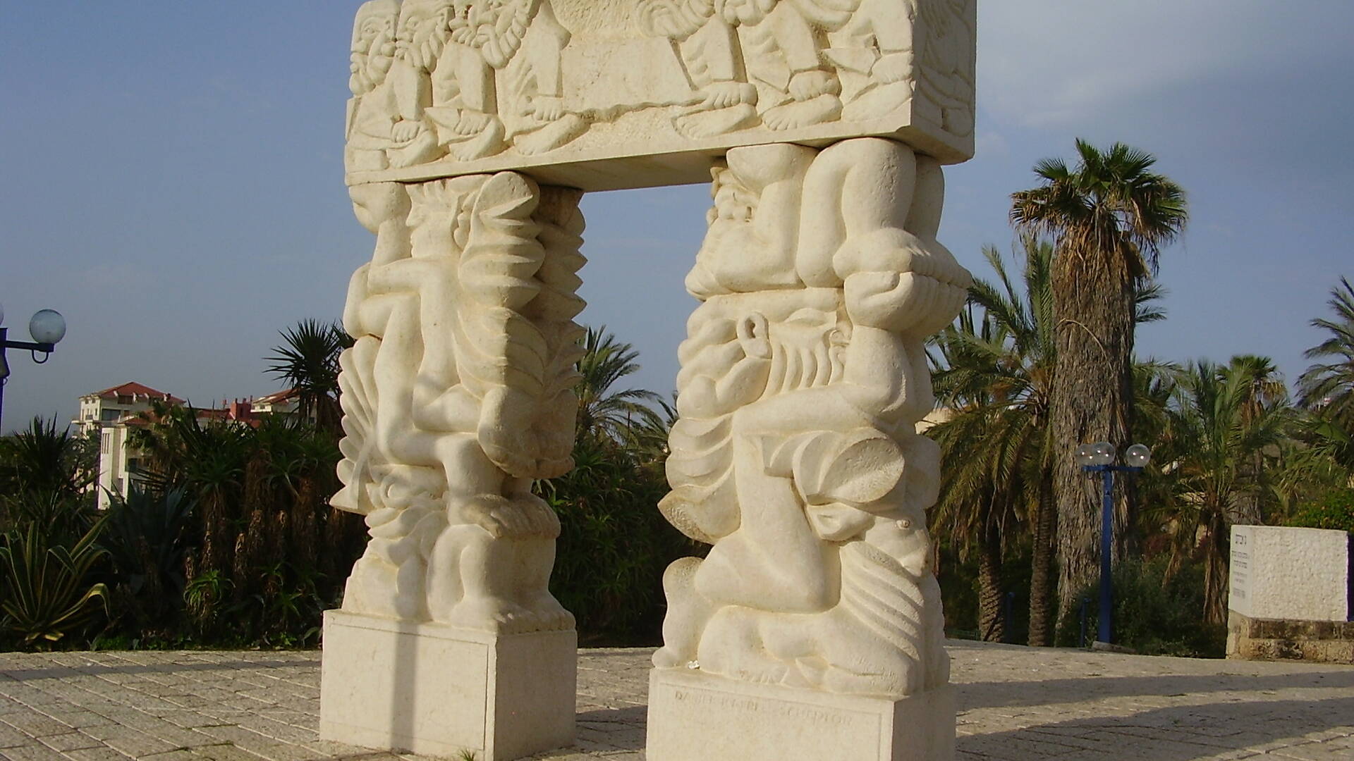 Israeli art sculptures on Tel Aviv's Rothschild, Yarkon Park, etc.
