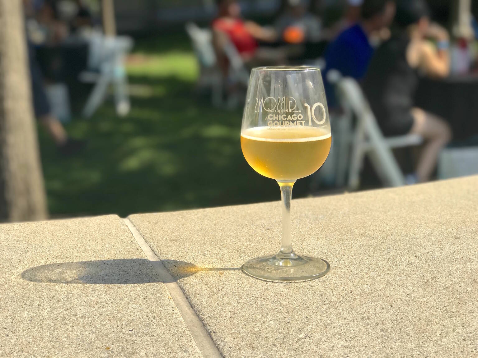 35 Chicago Breweries Offering Beer To Go or Delivery