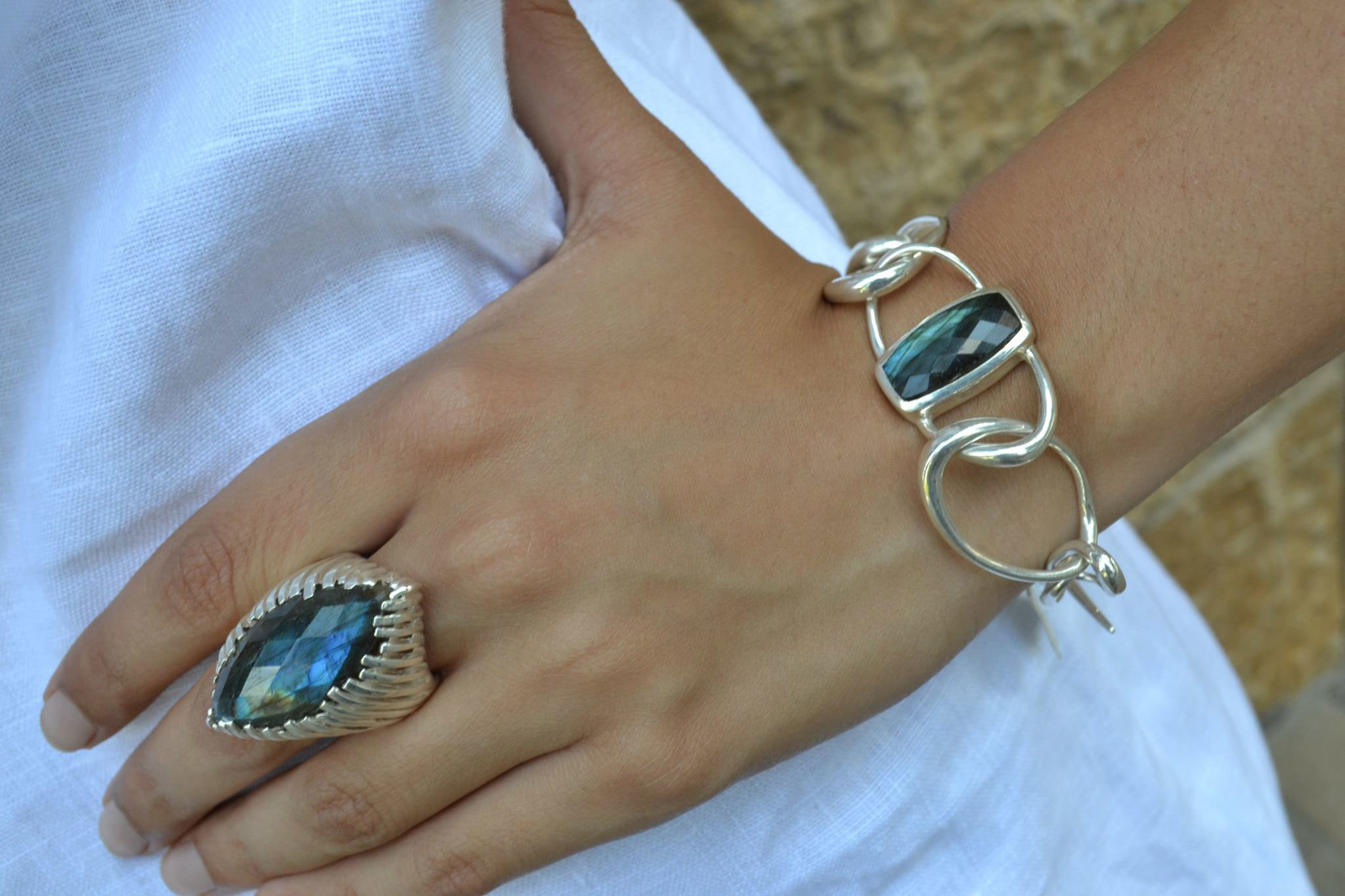 Sikara & Co | Shopping in Downtown, Austin