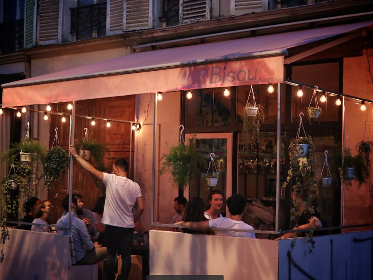 Les meilleures terrasses de bars à Paris | 39 spots au soleil
