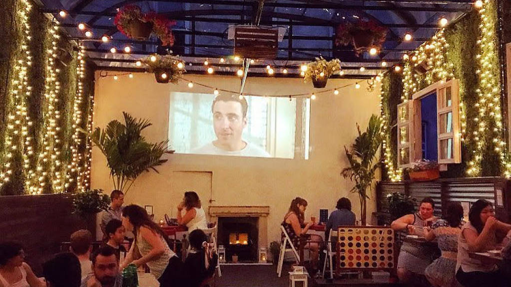 12 Best Astoria Bars For The Ideal Night Out in Queens