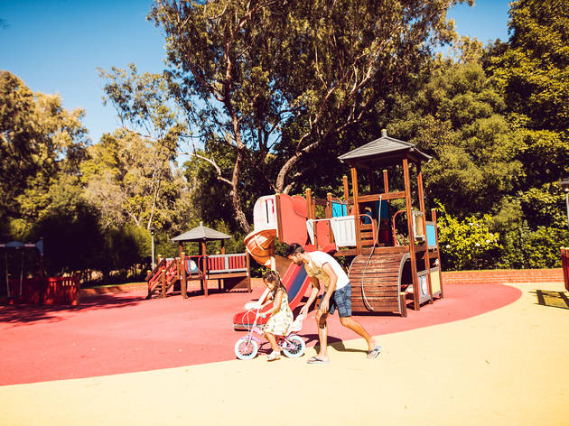 Parque do Alvito | Atracções | Alcântara, Lisboa