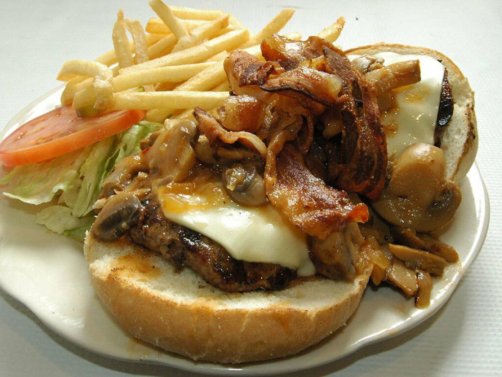 12 Best 24-Hour and Late-Night Food in Boston For After-Hours