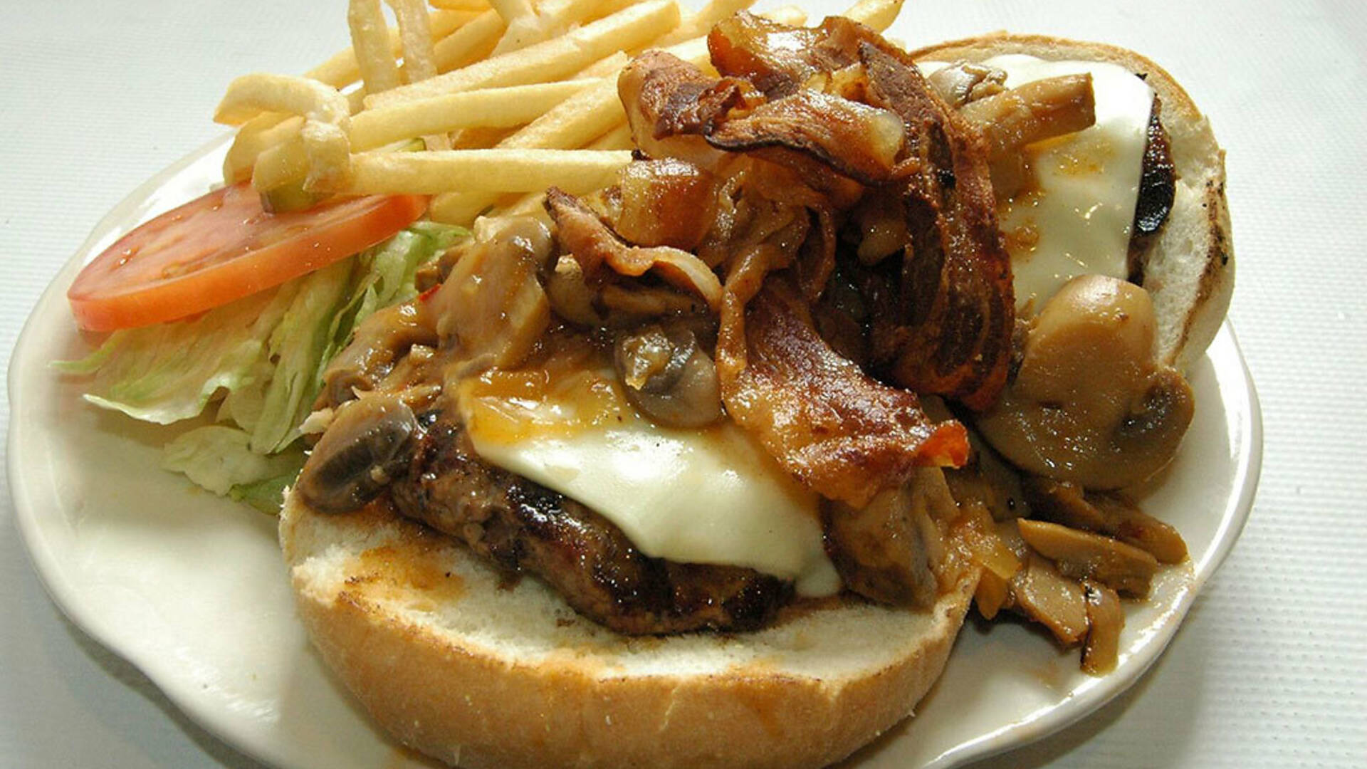 12 Best 24-Hour and Late-Night Food in Boston For After-Hours