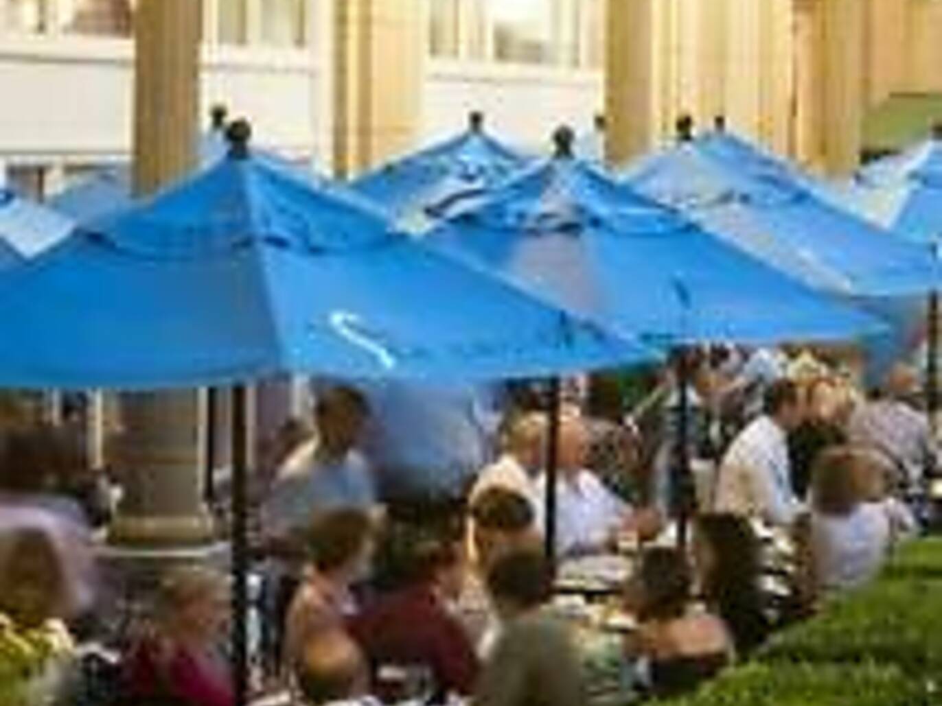 15 Boston Restaurants With a View: Scenic Rooftops & Waterfront Spots