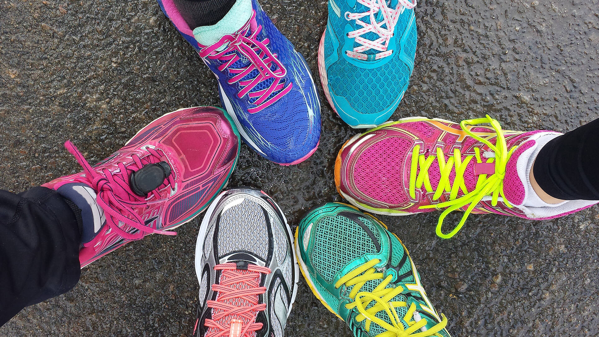 CELSIUS x Aston Martin Aramco Run Club | Bayside Marketplace | Things ...