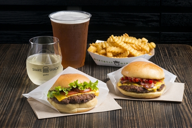 Shake Shack Roppongi | Restaurants in Roppongi, Tokyo